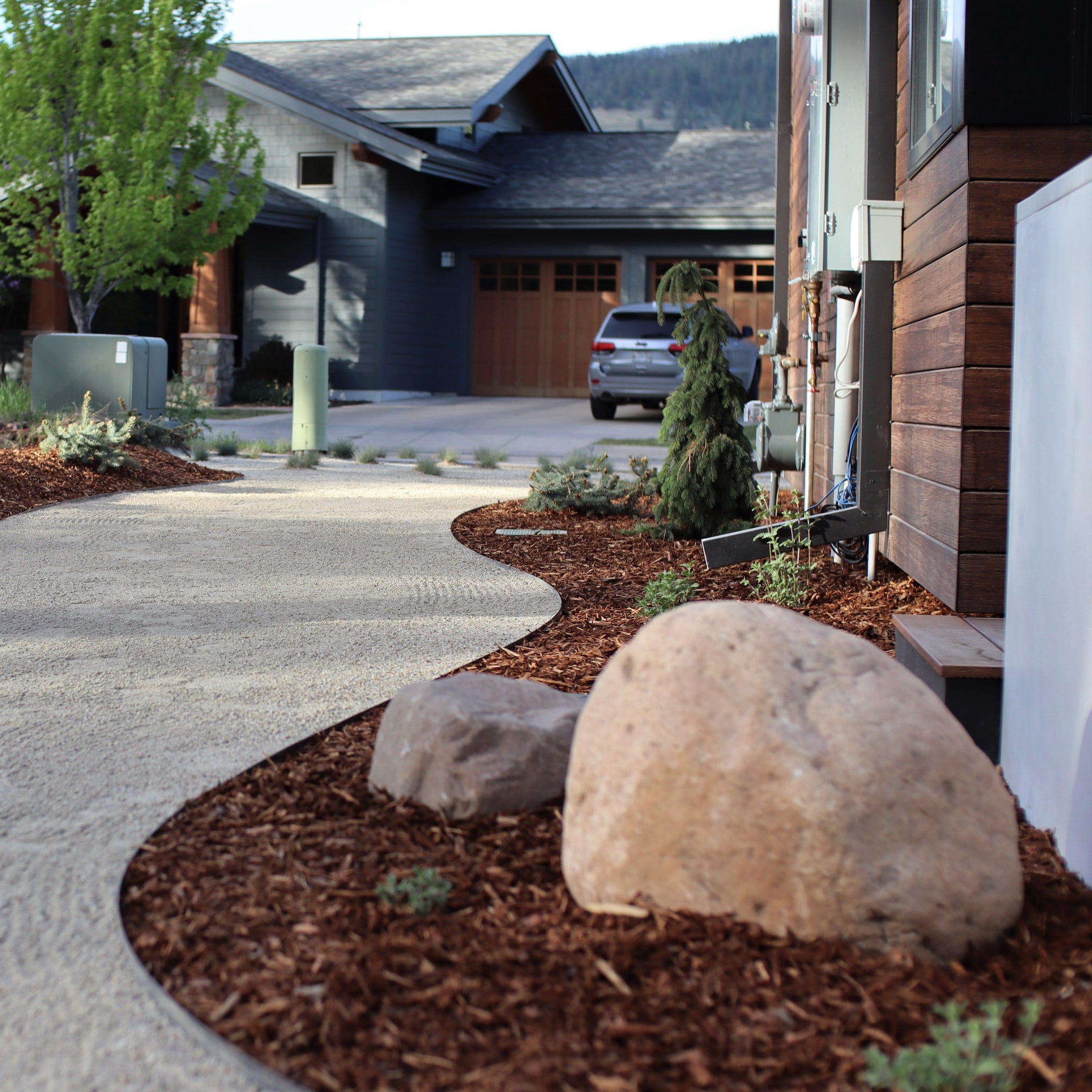 Shredded Fir Bark Mulch Delivery | Missoula MT – Missoula Dirt Delivery